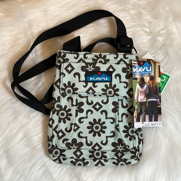 Kavu | Bags | Kavu Mini Keeper Glacier Floral Crossbody Purse | Poshmark